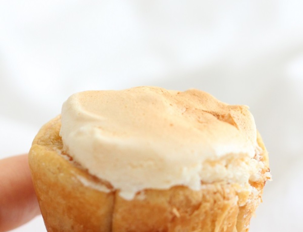 Wonderful quick & easy French summer dessert: le vacherin glacé ...